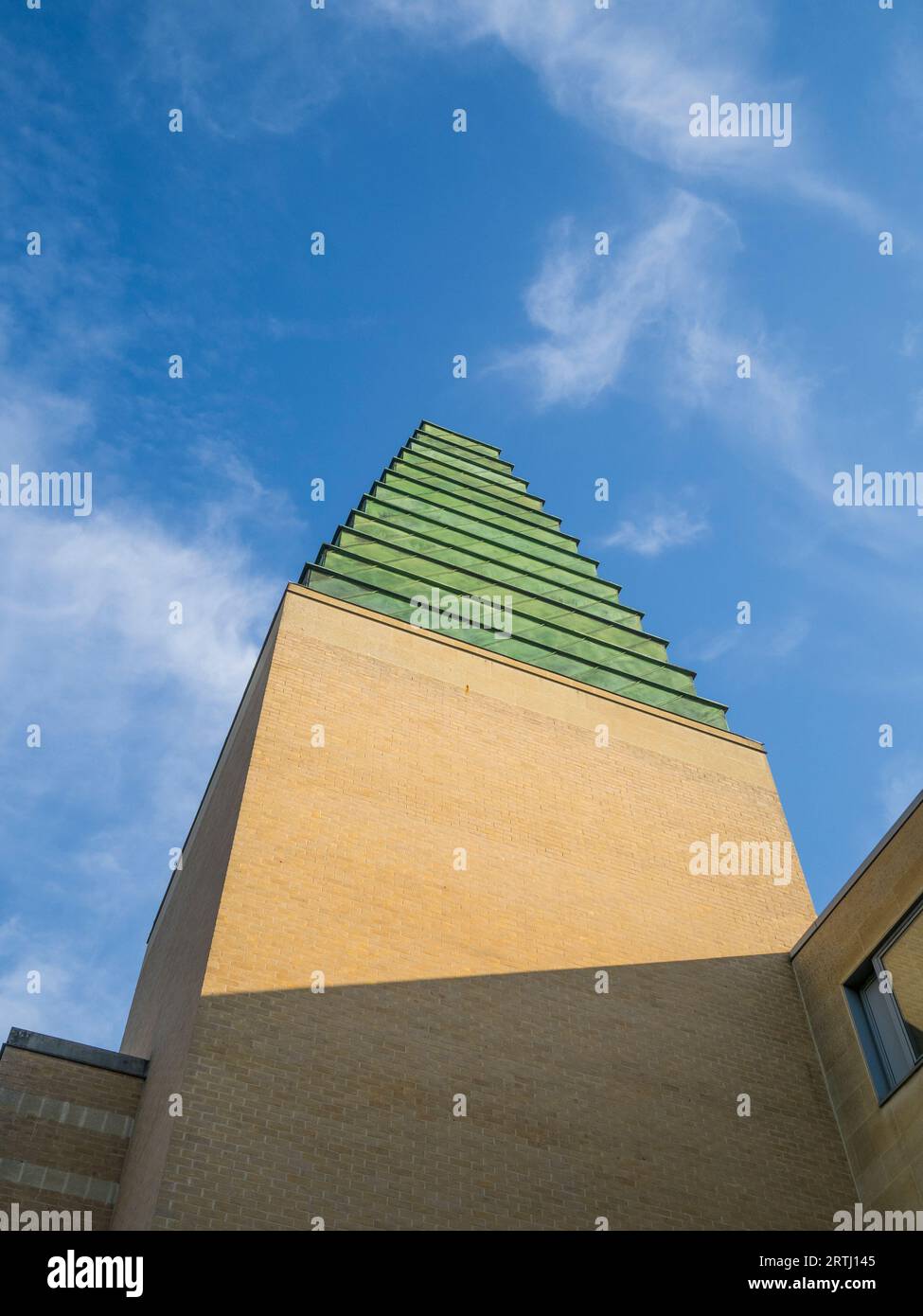 Tower of Said Business School, University of Oxford, Oxfordshire ...