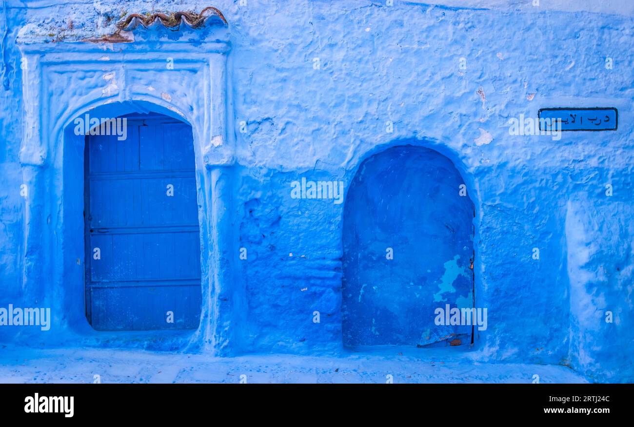 Tetouan doors hi-res stock photography and images - Alamy