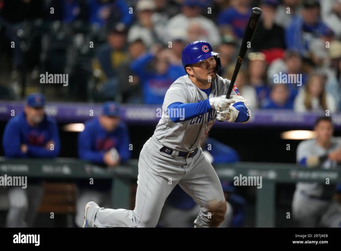 Chicago Cubs right fielder Seiya Suzuki (27) in the eighth inning of a ...