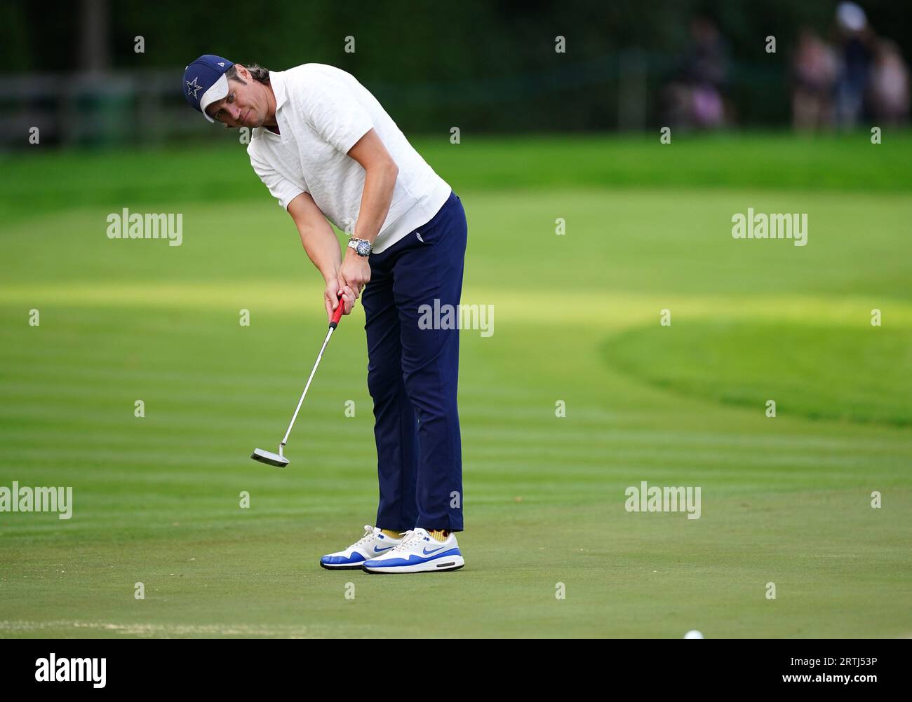 Vernon Kay putting during the Pro-Am ahead of the 2023 BMW PGA ...
