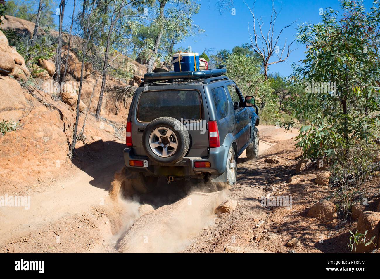 Outback queensland road hi-res stock photography and images - Alamy