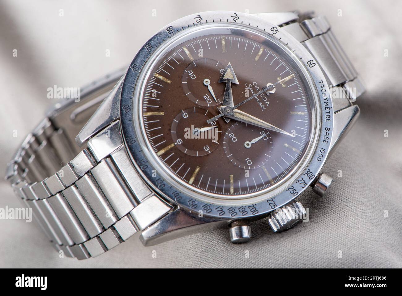 Omega Speedmaster CK 2915-2 FAP Stock Photo - Alamy