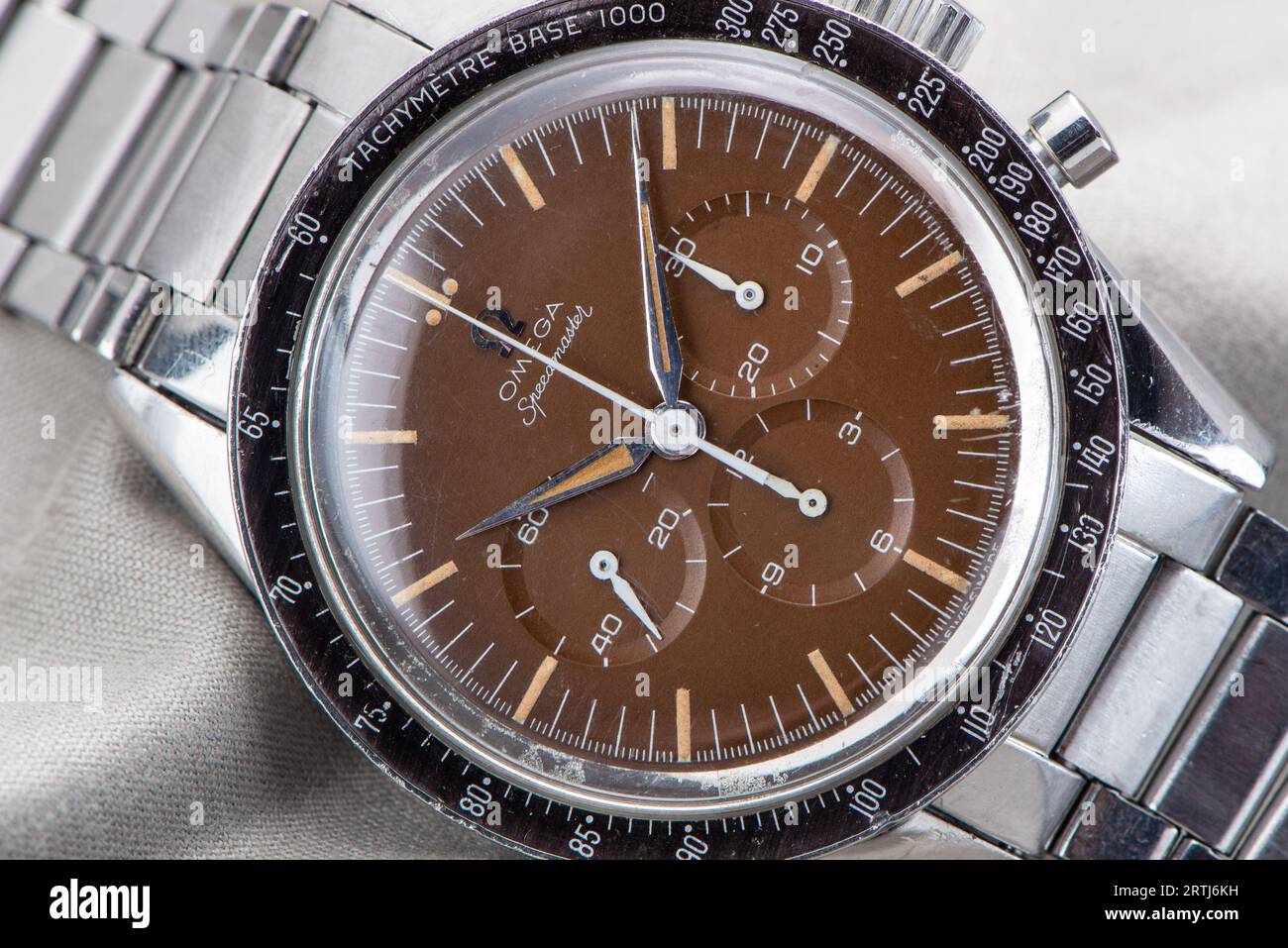Omega Speedmaster CK 2915-3 Tropical Stock Photo - Alamy
