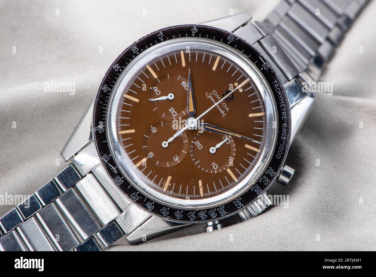 Omega Speedmaster CK 2915-3 Tropical Stock Photo - Alamy
