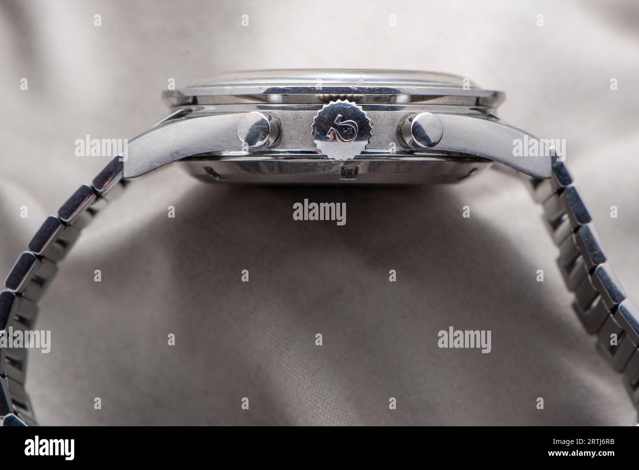 Omega Speedmaster CK 2915-3 Tropical Stock Photo - Alamy