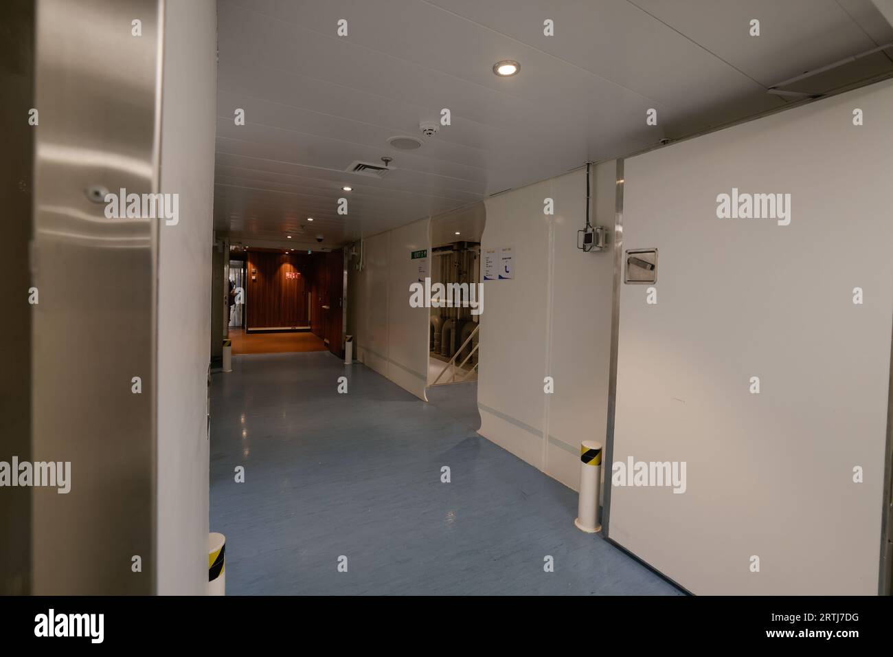 Cruise ship emergency lighting hi-res stock photography and images - Alamy