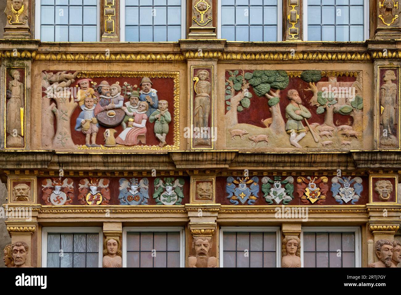 Parapet panels on the Renaissance bay window, Tempelhaus, Gothic ...