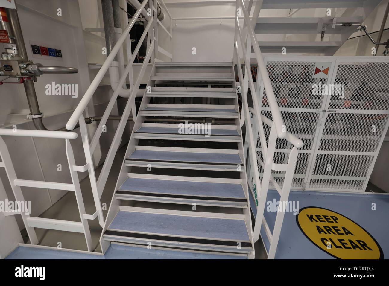 Cruise ship interior elevator hi-res stock photography and images - Alamy
