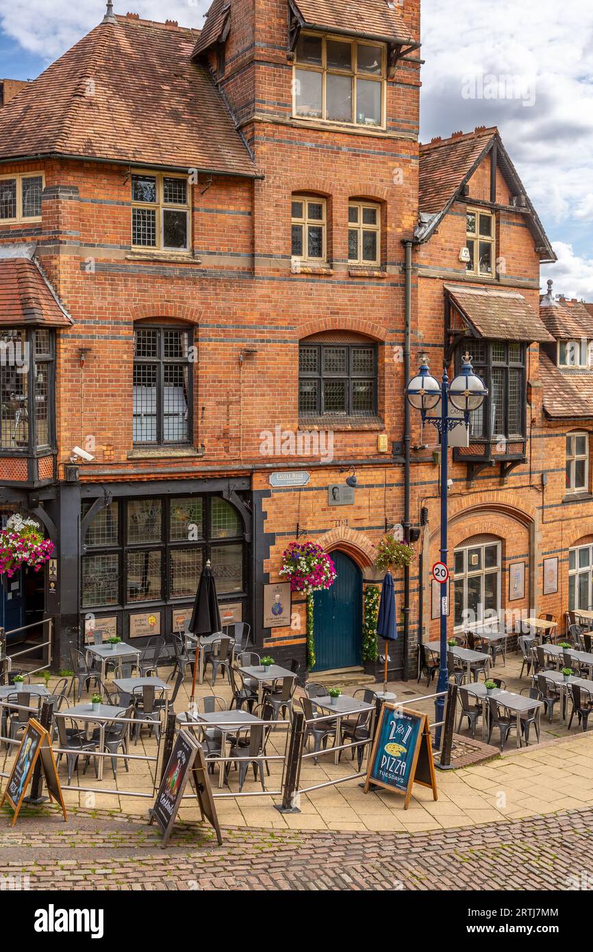 Olde castle hi-res stock photography and images - Alamy