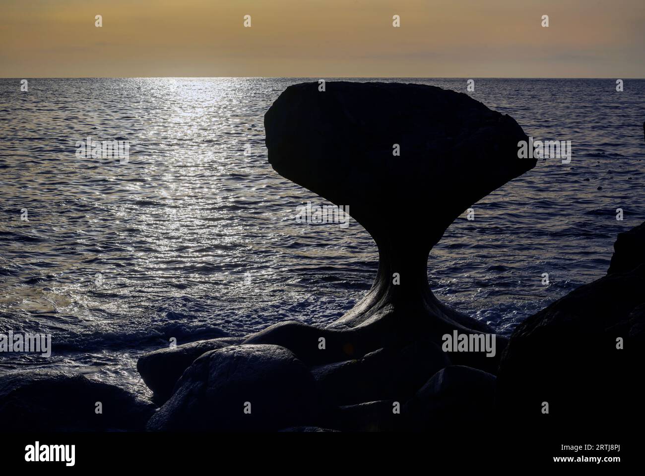 Marin abrasjon hi-res stock photography and images - Alamy