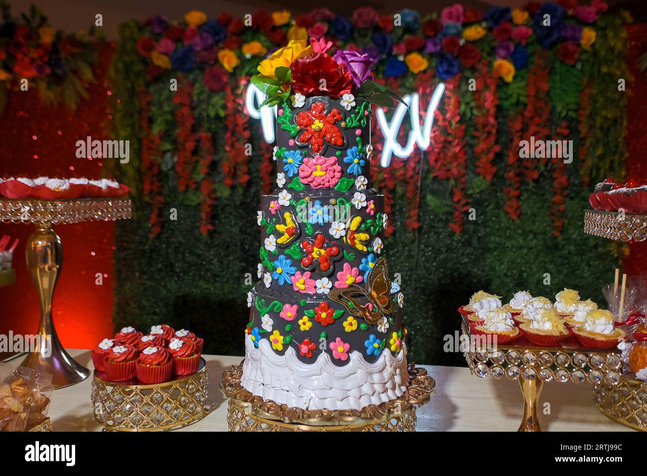 cake party happy birthday cupcake Stock Photo - Alamy