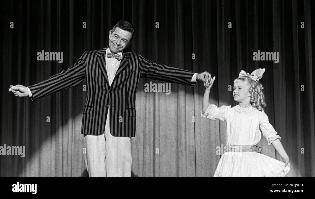 USA. Julie Allred and Dave Willock in the (C)Warner Bros. film: What ...