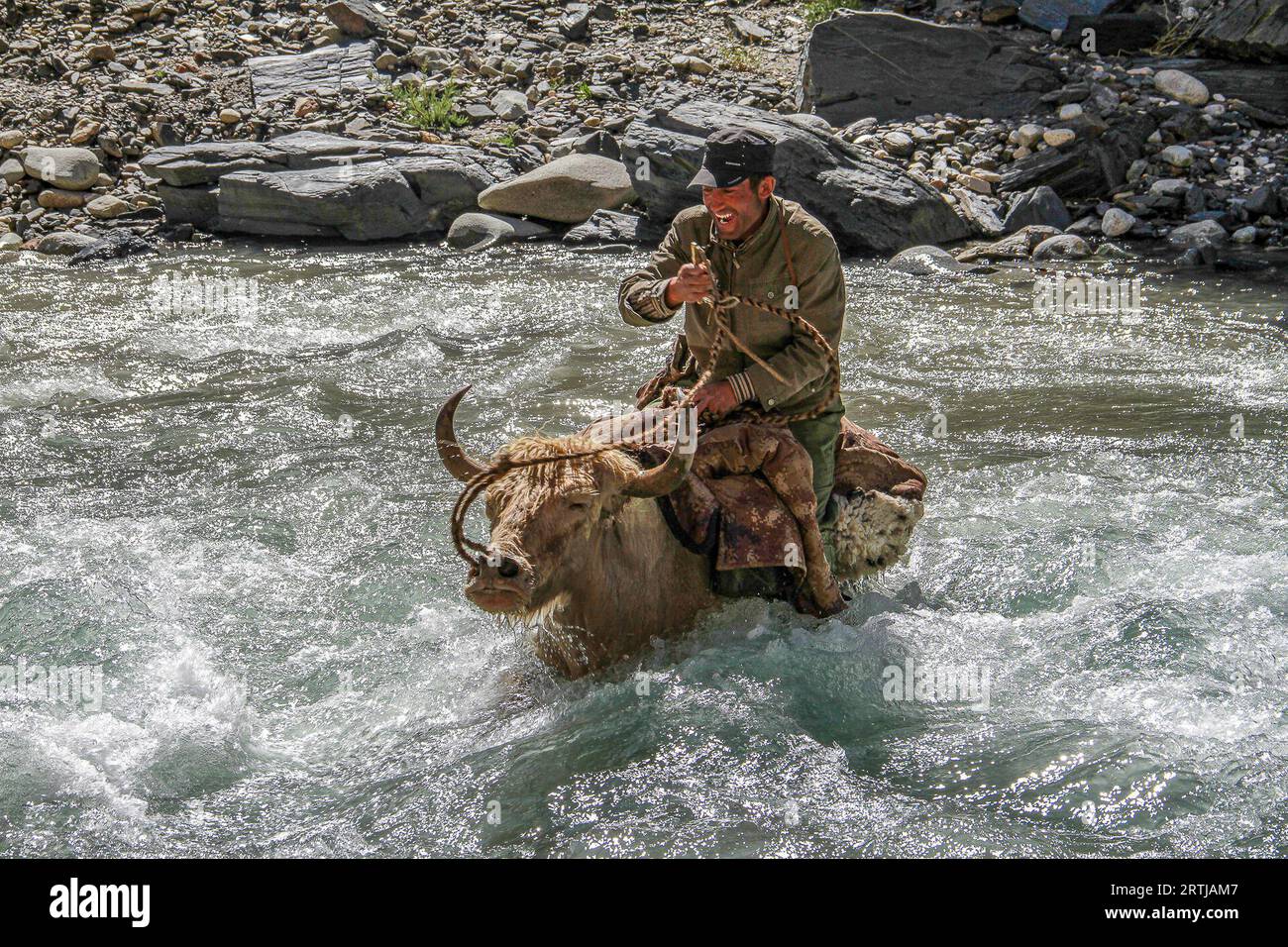 (230913) -- TAXKORGAN, Sept. 13, 2023 (Xinhua) -- This photo taken on ...