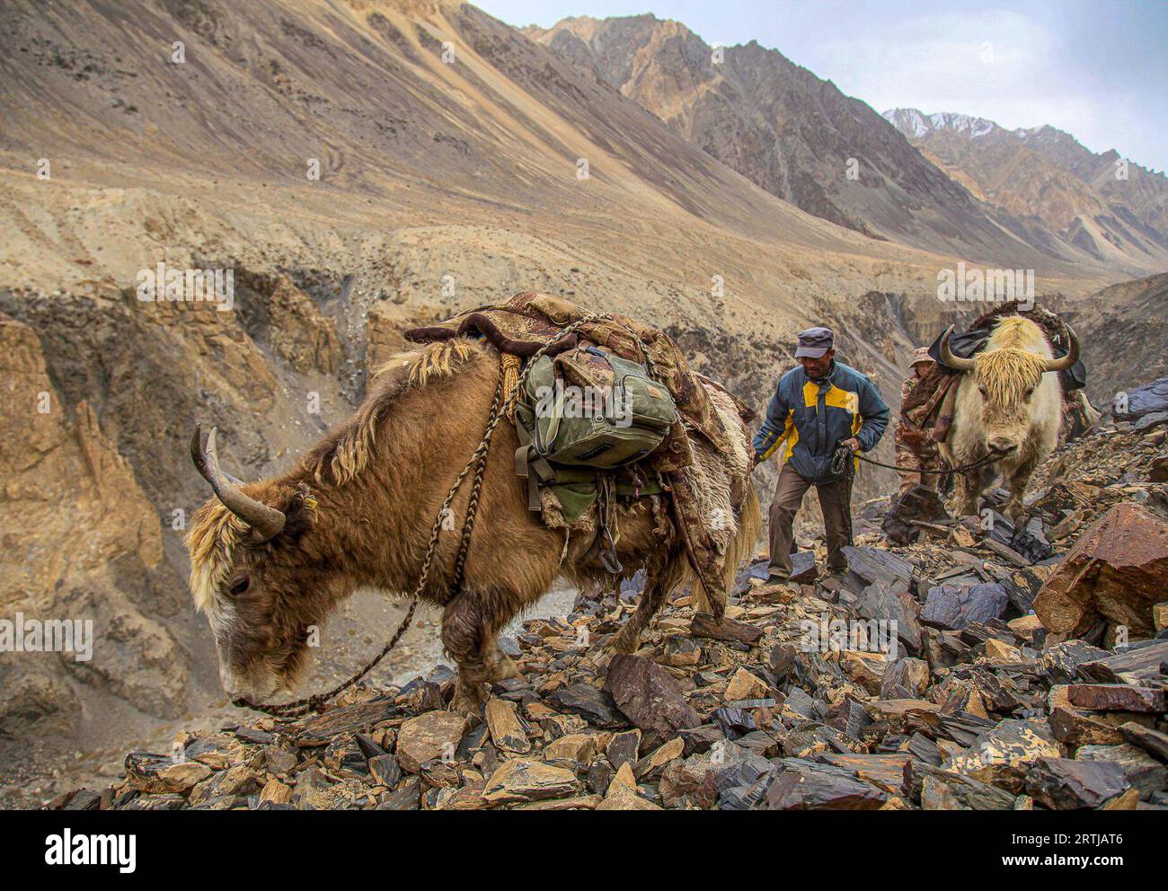 (230913) -- TAXKORGAN, Sept. 13, 2023 (Xinhua) -- This photo taken on ...
