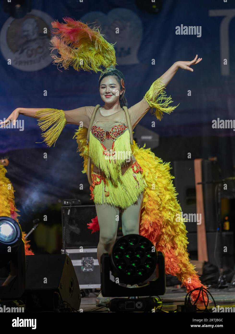 Thai Singers and Dancers on stage in Thailand Stock Photo - Alamy