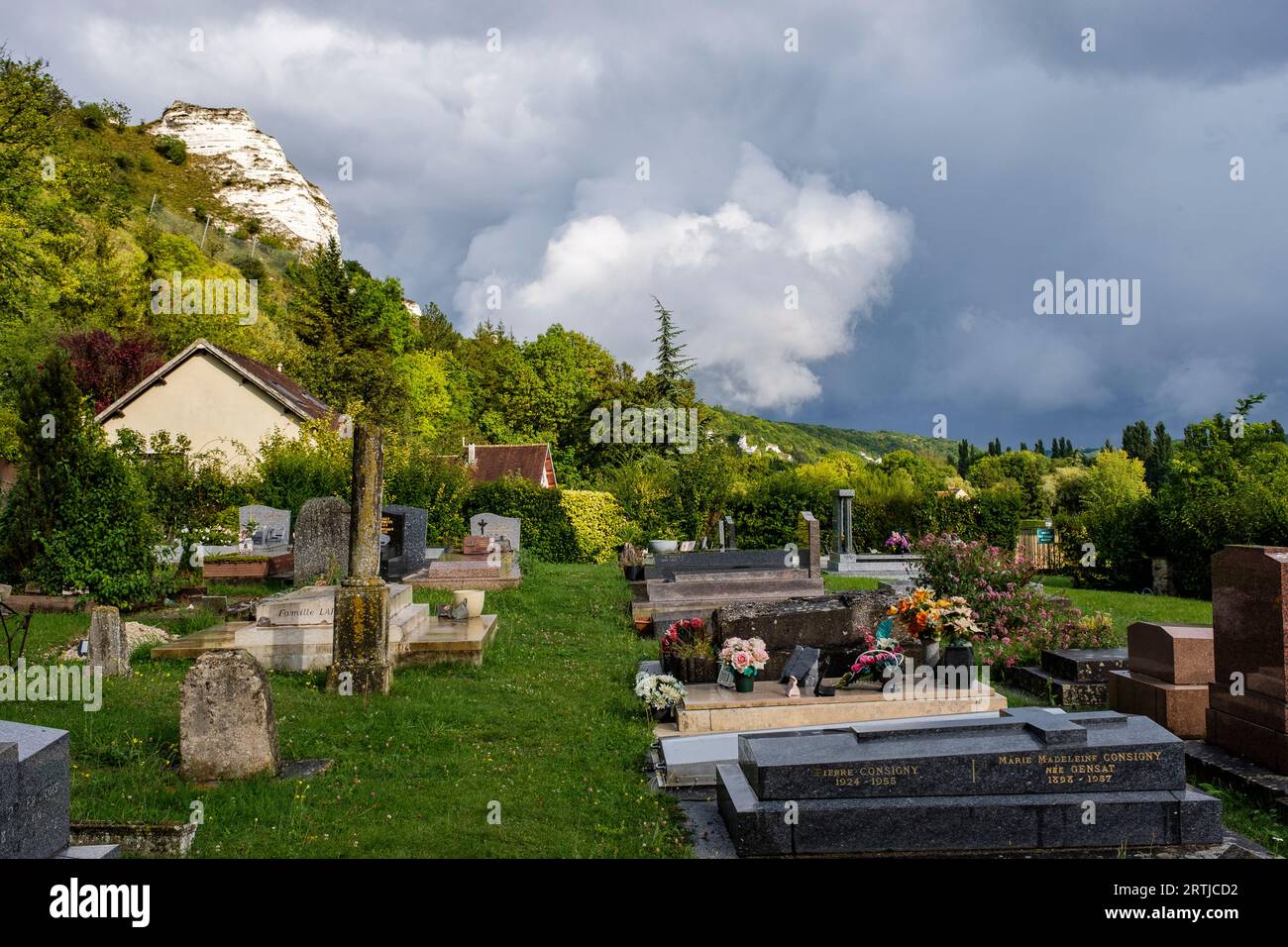 Haute-Isle in the Regional Natural Parc of the Vexin with its limestone ...