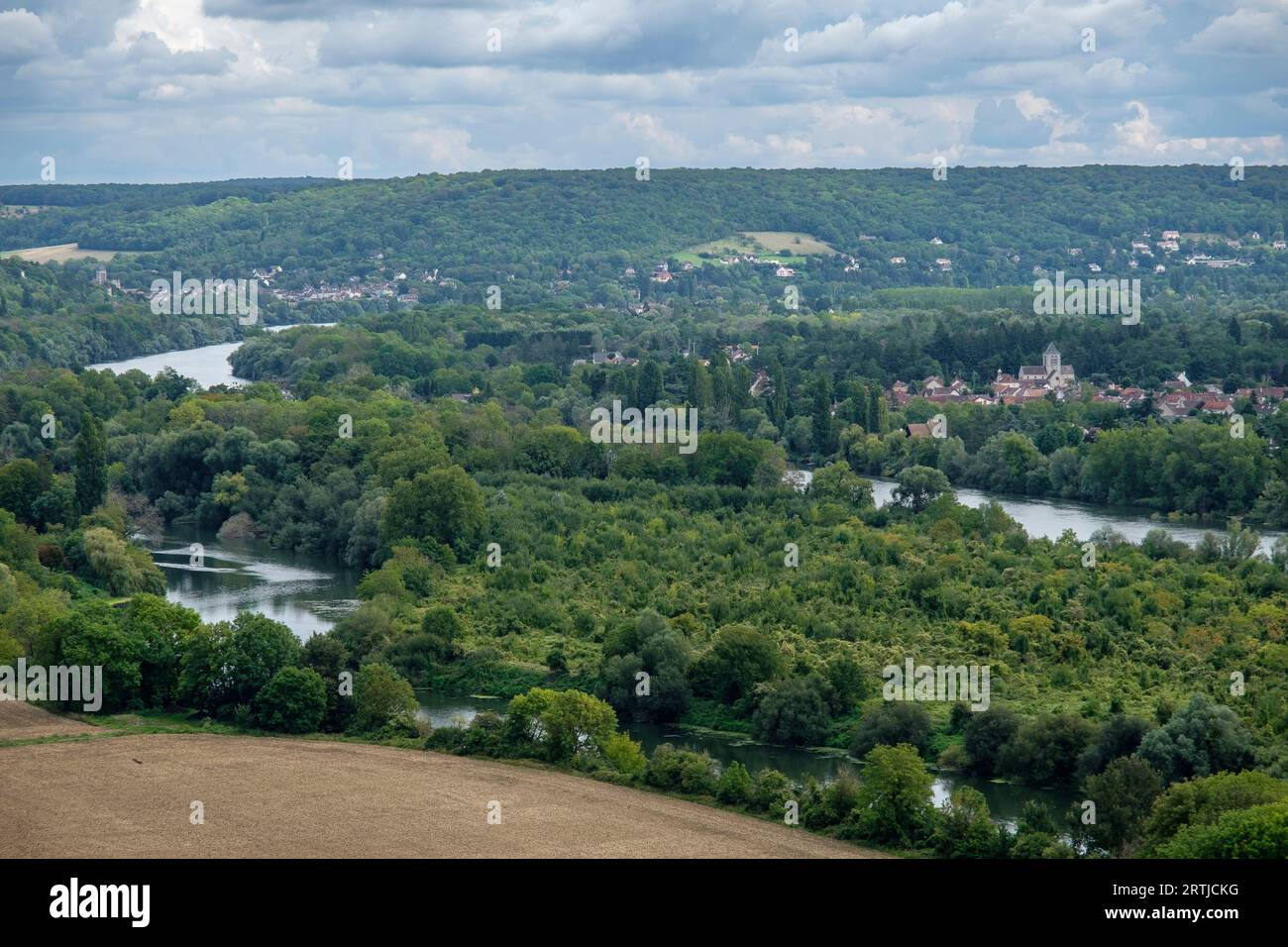 The river La Seine at the feet of the village of La Roche-Guyon - View ...