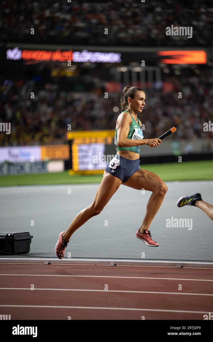 Sharlene Mawdsley participating in the 4X400 meters relay at the World ...