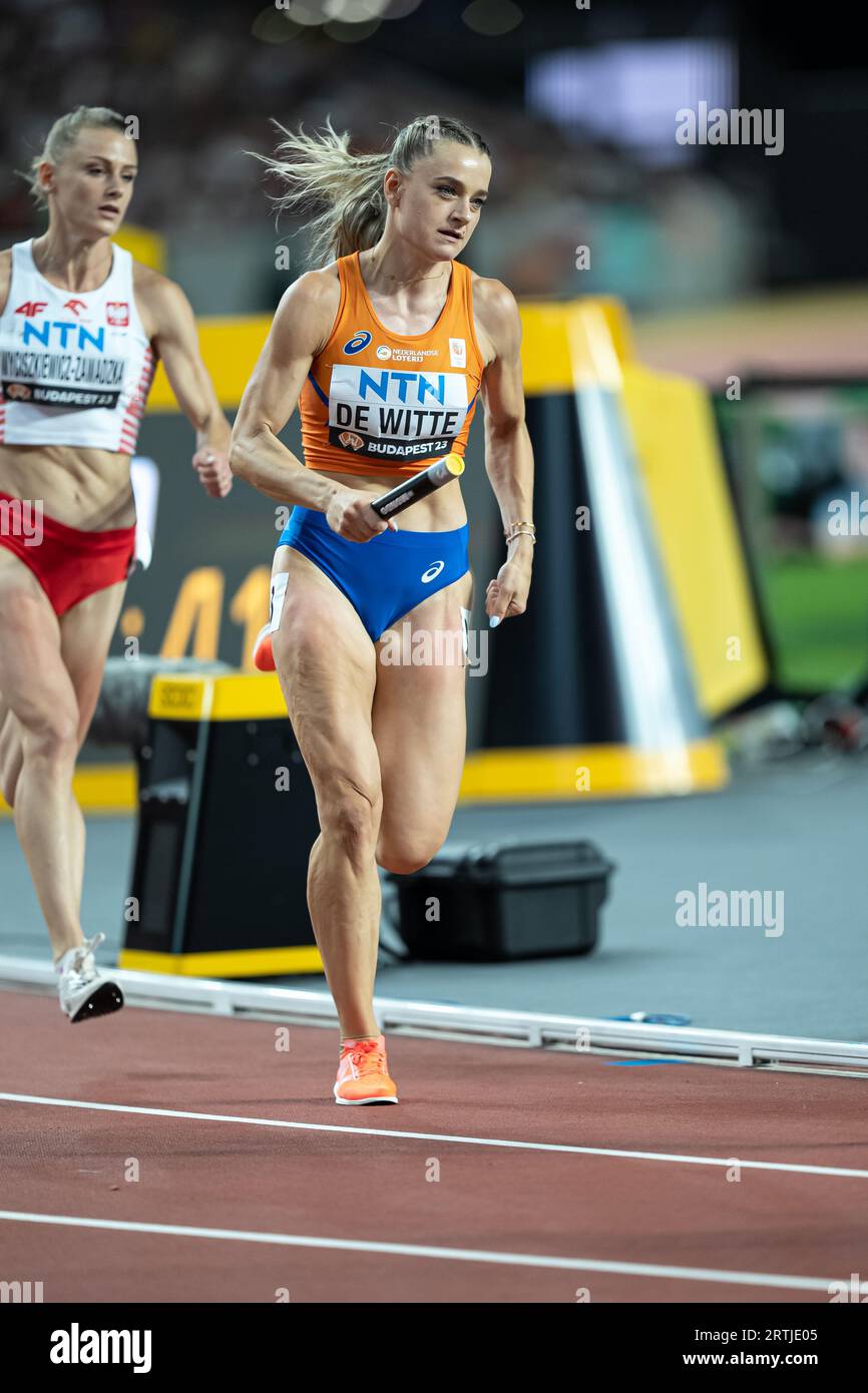 Lisanne de Witte participating in the 4X400 meters relay at the World ...