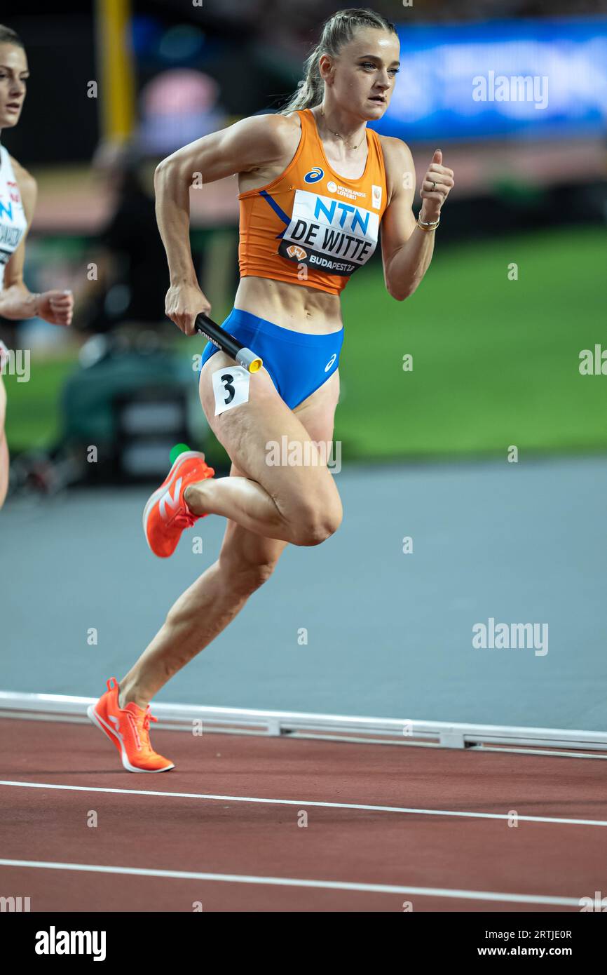 Lisanne de Witte participating in the 4X400 meters relay at the World ...