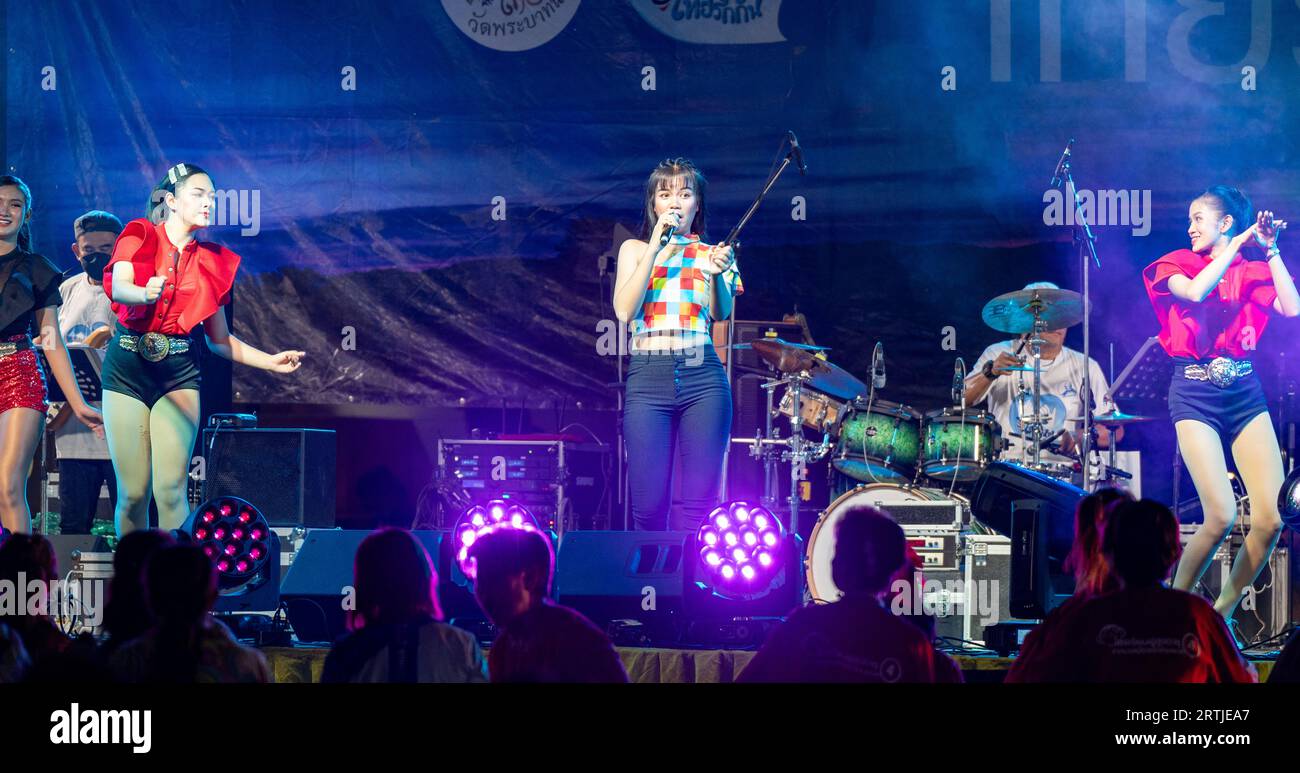 Thai Singers and Dancers on stage in Thailand Stock Photo - Alamy