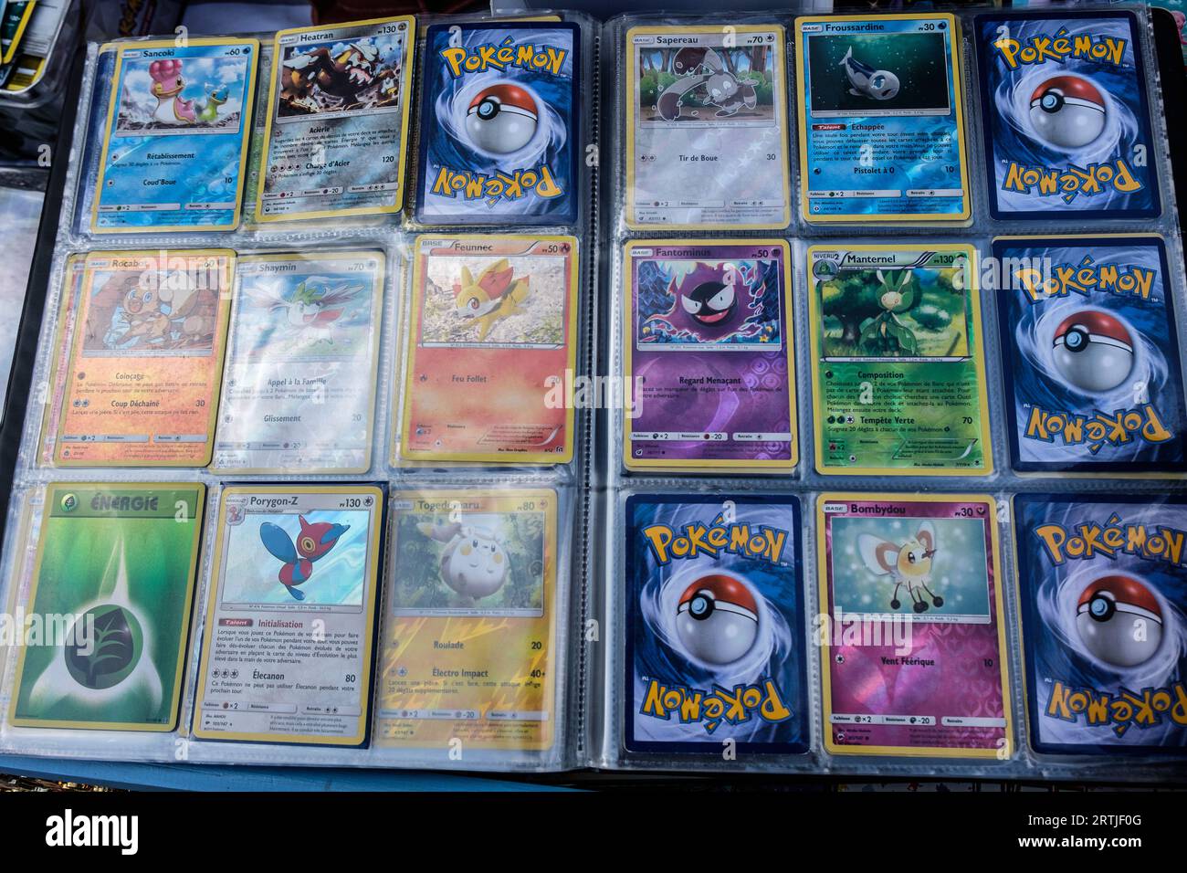 Pokemon cards | Cartes pokemon Stock Photo - Alamy