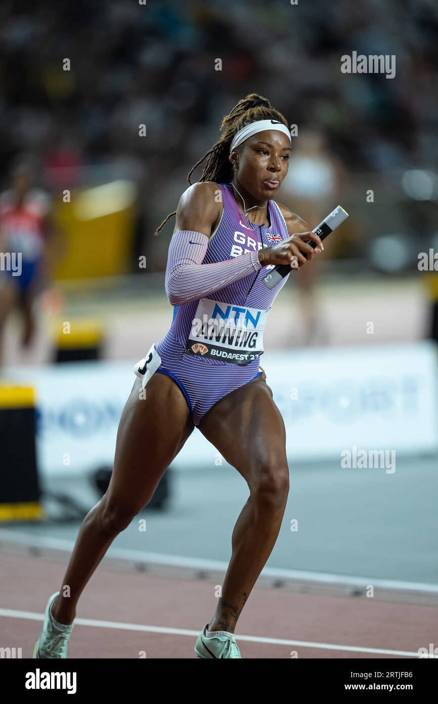 Amber Anning participating in the 4X400 meters relay at the World ...