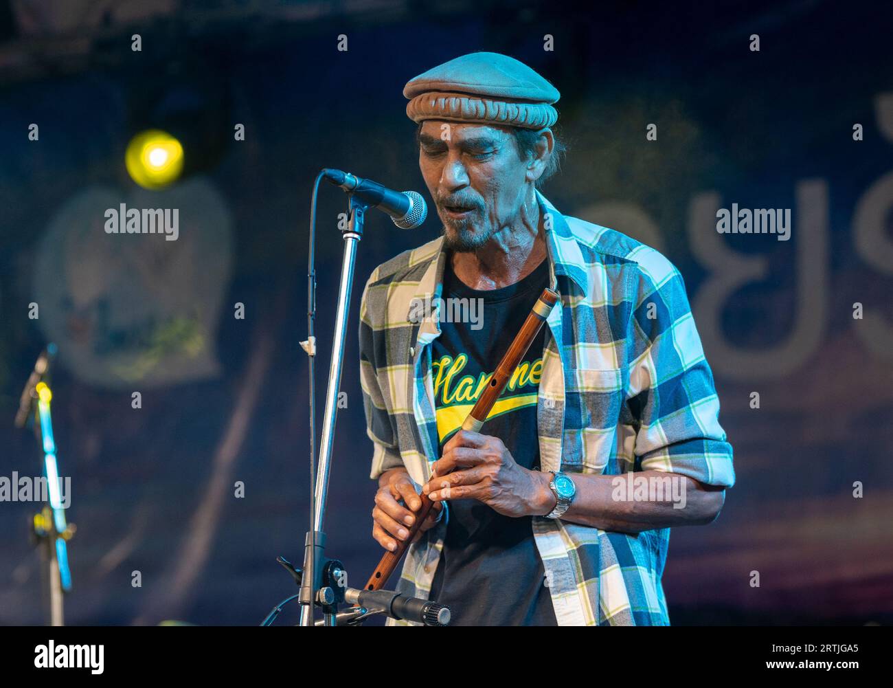 Hammer Muslim Folk Band in Thailand Stock Photo - Alamy