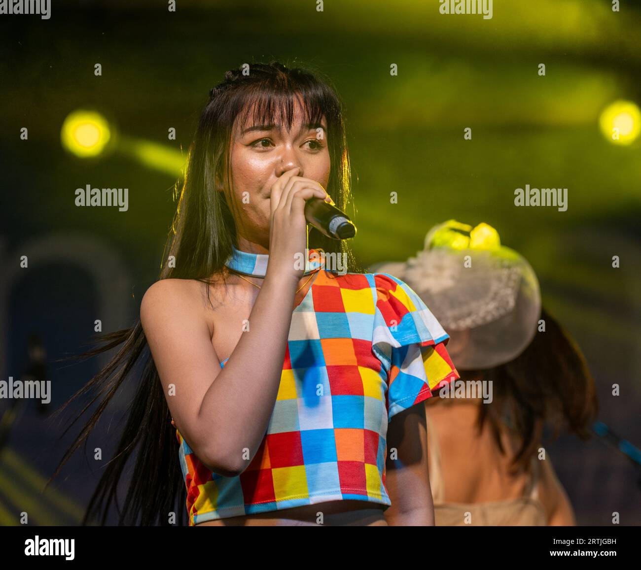 Thai Singers and Dancers on stage in Thailand Stock Photo - Alamy