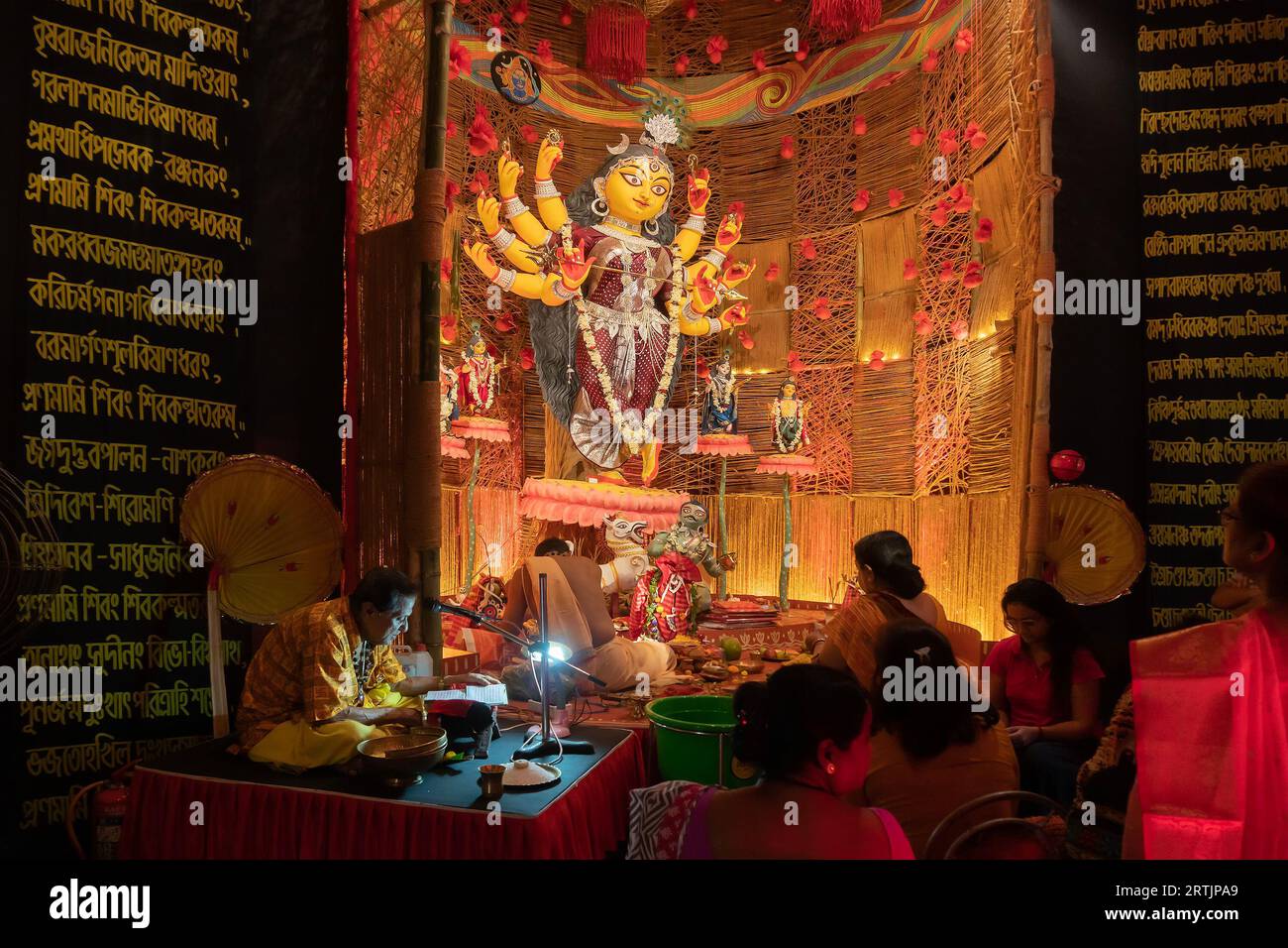 Howrah, West Bengal, India - 3rd October, 2022 : Hindu Purohit ...