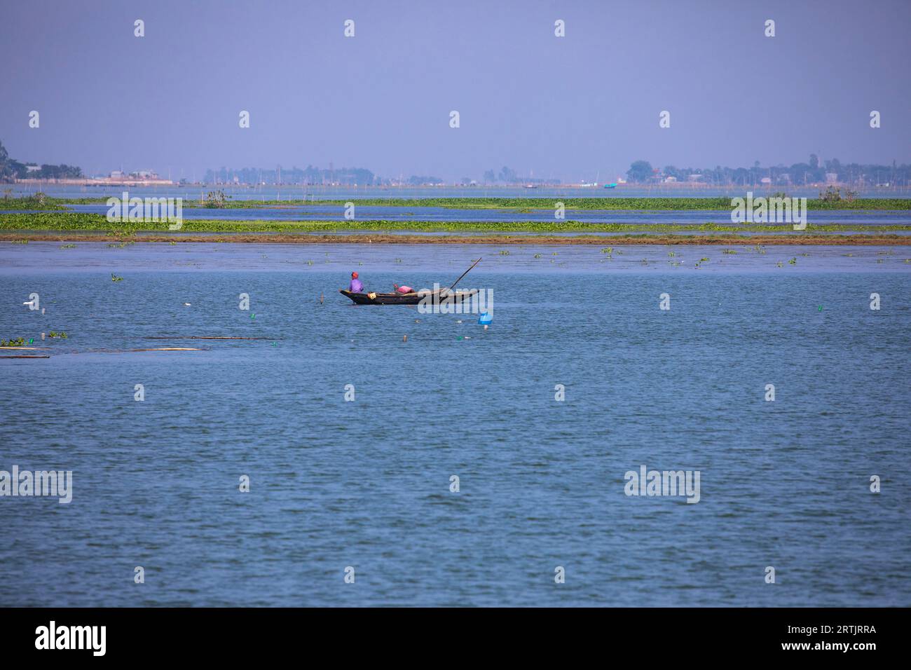 Fishing in the Nikli Haor at austagram in Kishorganj. Bangladesh Stock ...