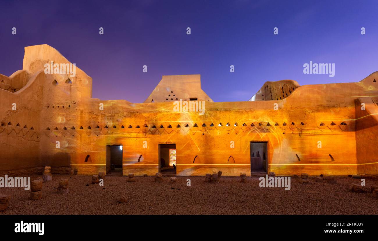 Diriyah old town walls illuminated at night, Riyadh, Saudi Arabia Stock ...