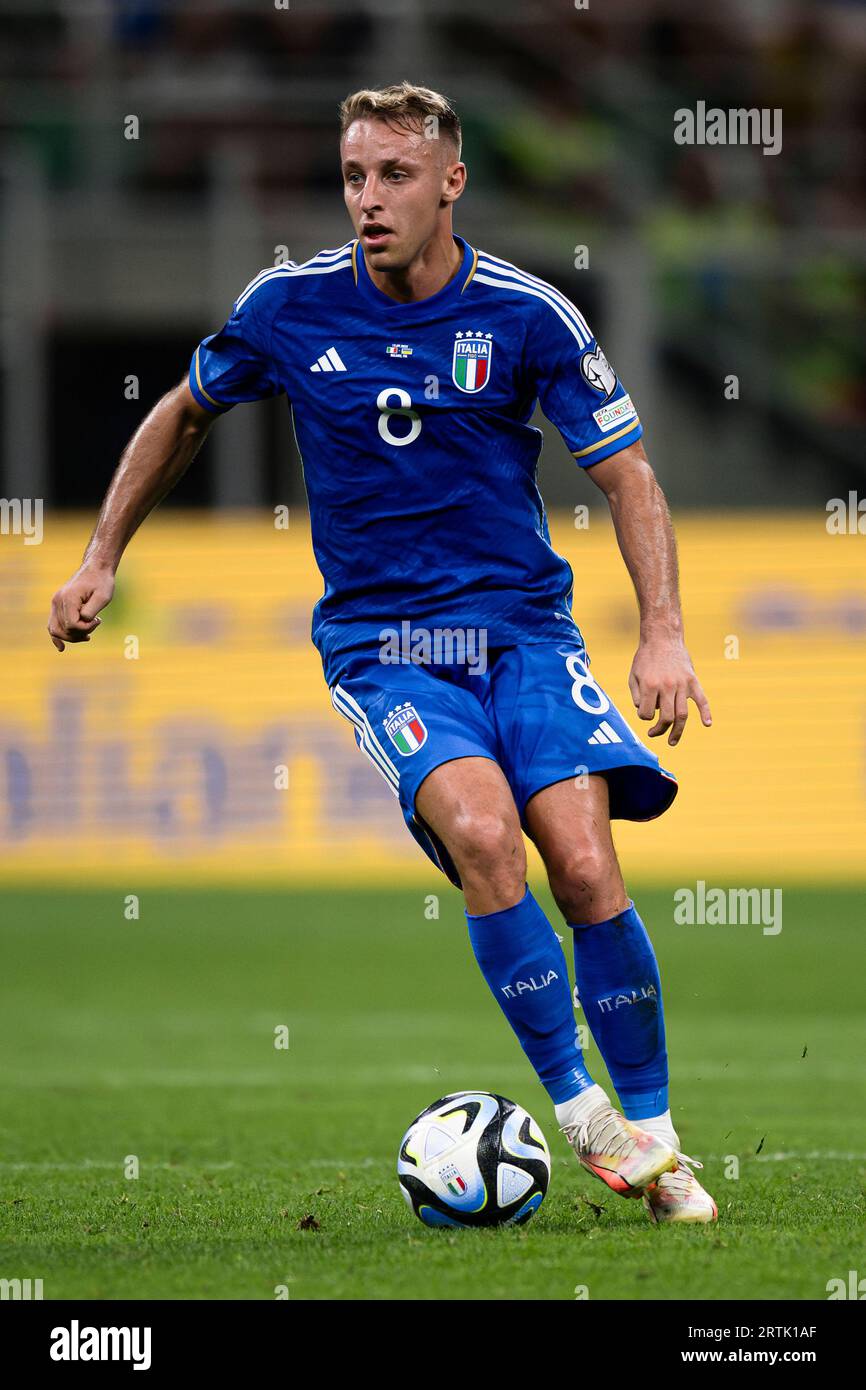 Davide Frattesi of Italy in action during the UEFA EURO 2024 European ...