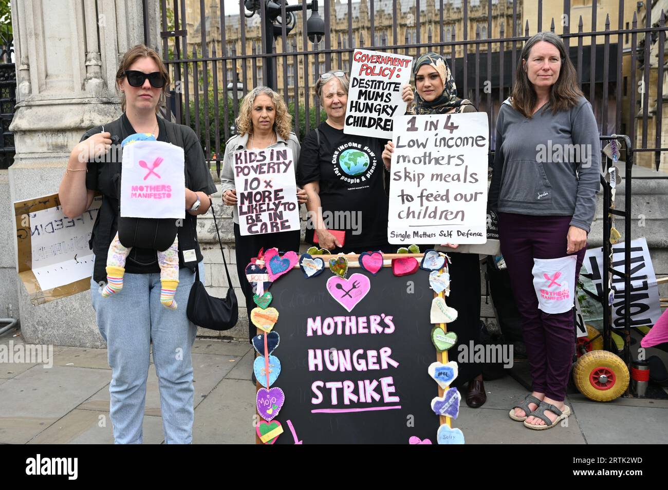 Parliament, London, UK. 13th Sep, 2023. Mothers Manifesto demonstration ...