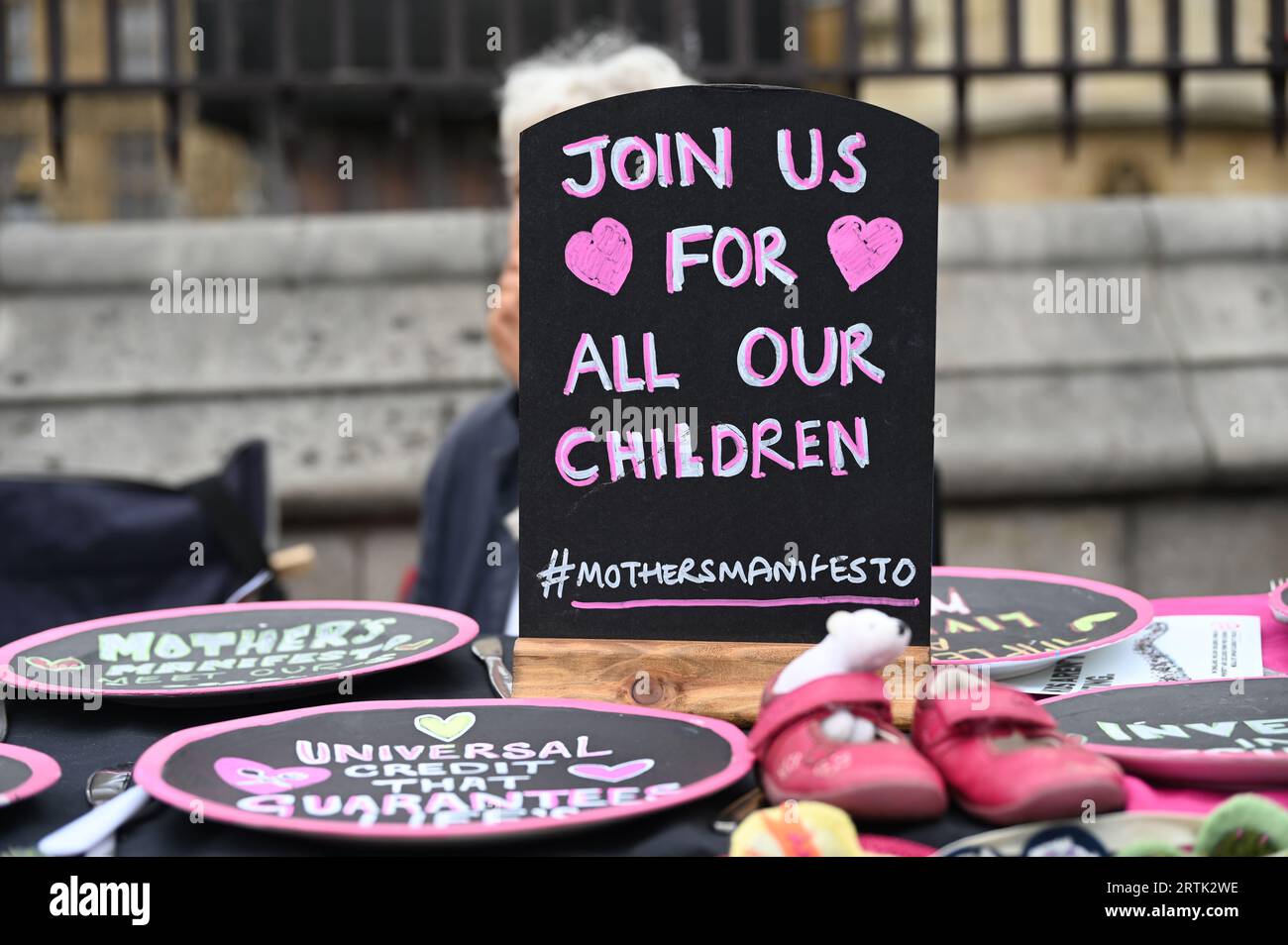 4 to go hi-res stock photography and images - Alamy