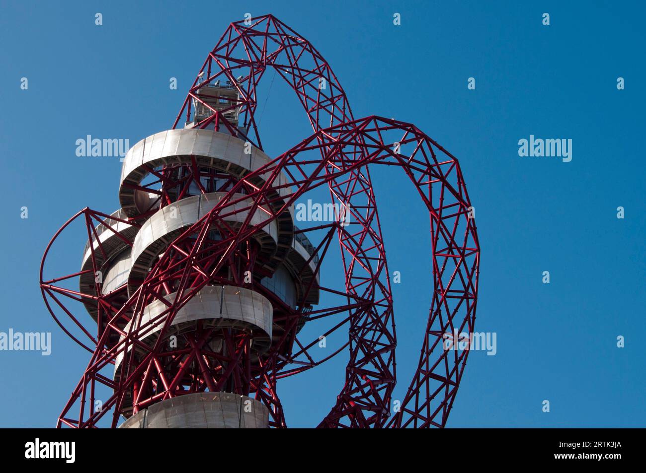 The ArcelorMittal Orbit tower during the London 2012 Olympics Stock ...