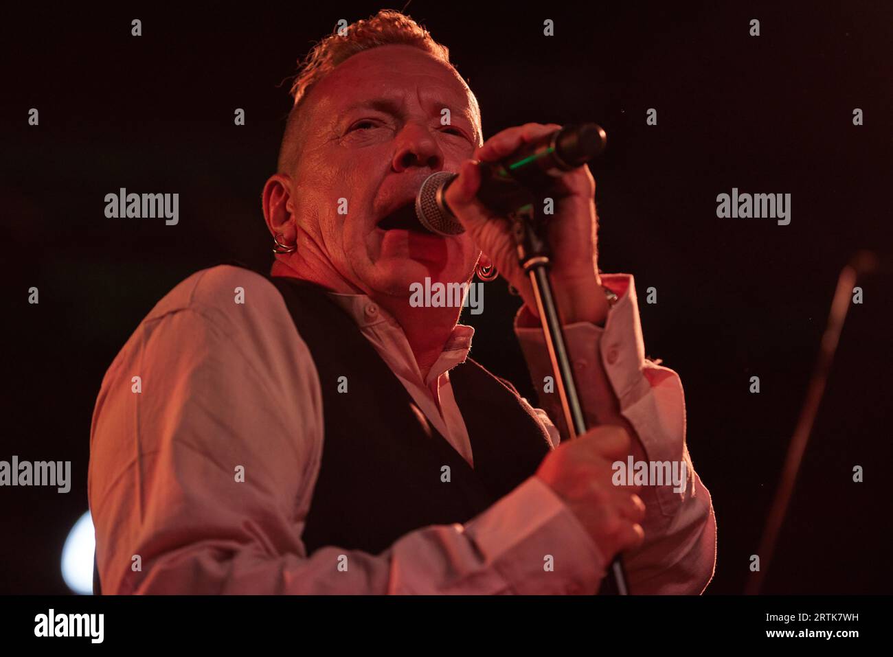 John lydon hi-res stock photography and images - Alamy