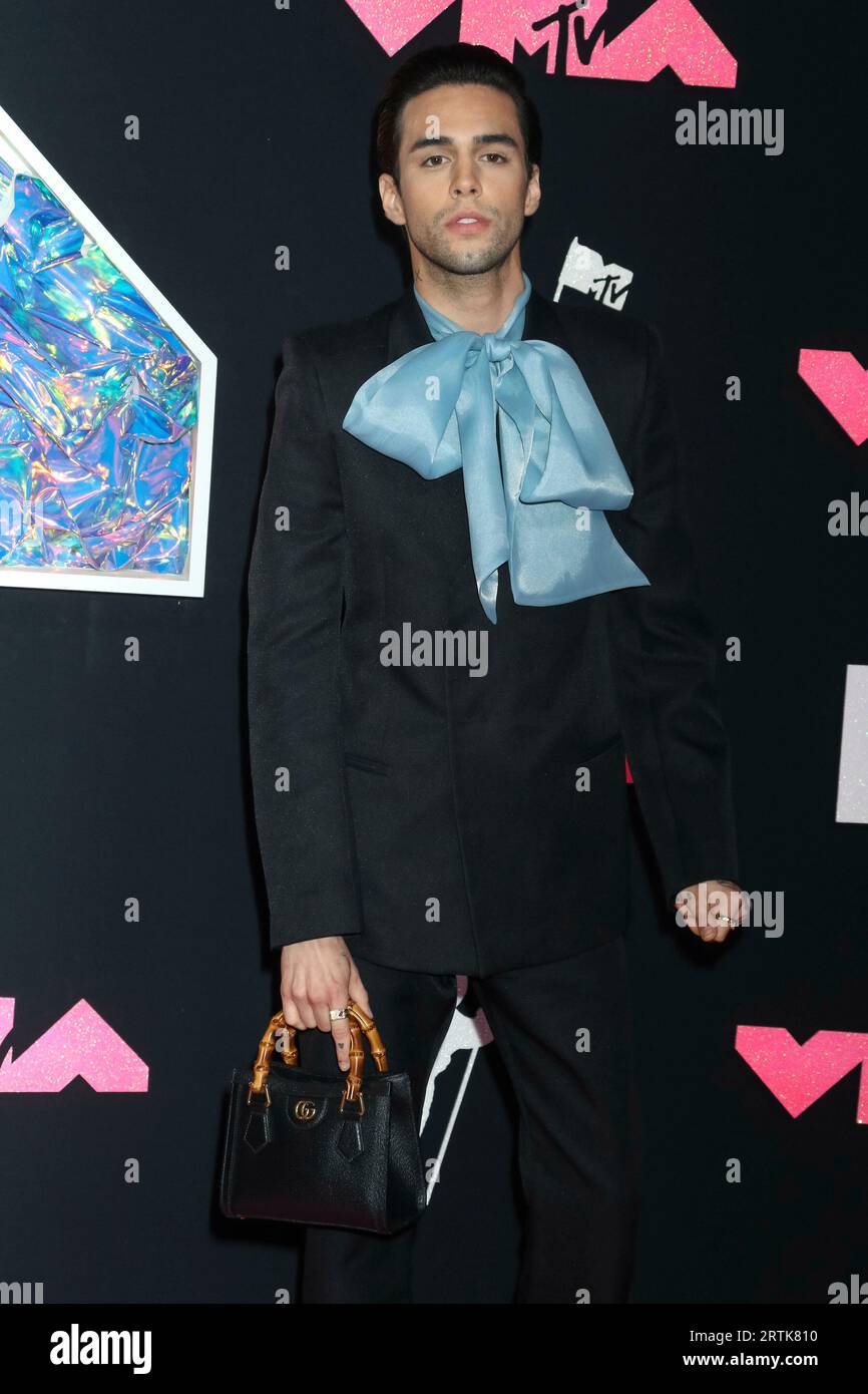 Steven Sanchez arrives on the pink carpet of the 2023 MTV Video Music ...