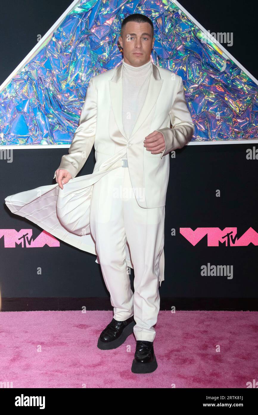 Colton Haynes arrives on the pink carpet of the 2023 MTV Video Music ...