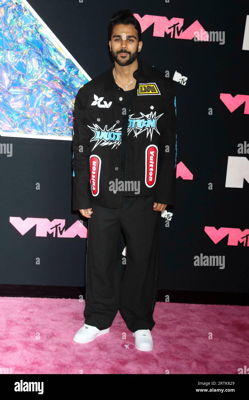 Adam waheed hi-res stock photography and images - Alamy