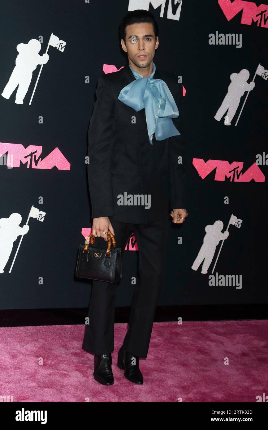 Steven Sanchez arrives on the pink carpet of the 2023 MTV Video Music ...