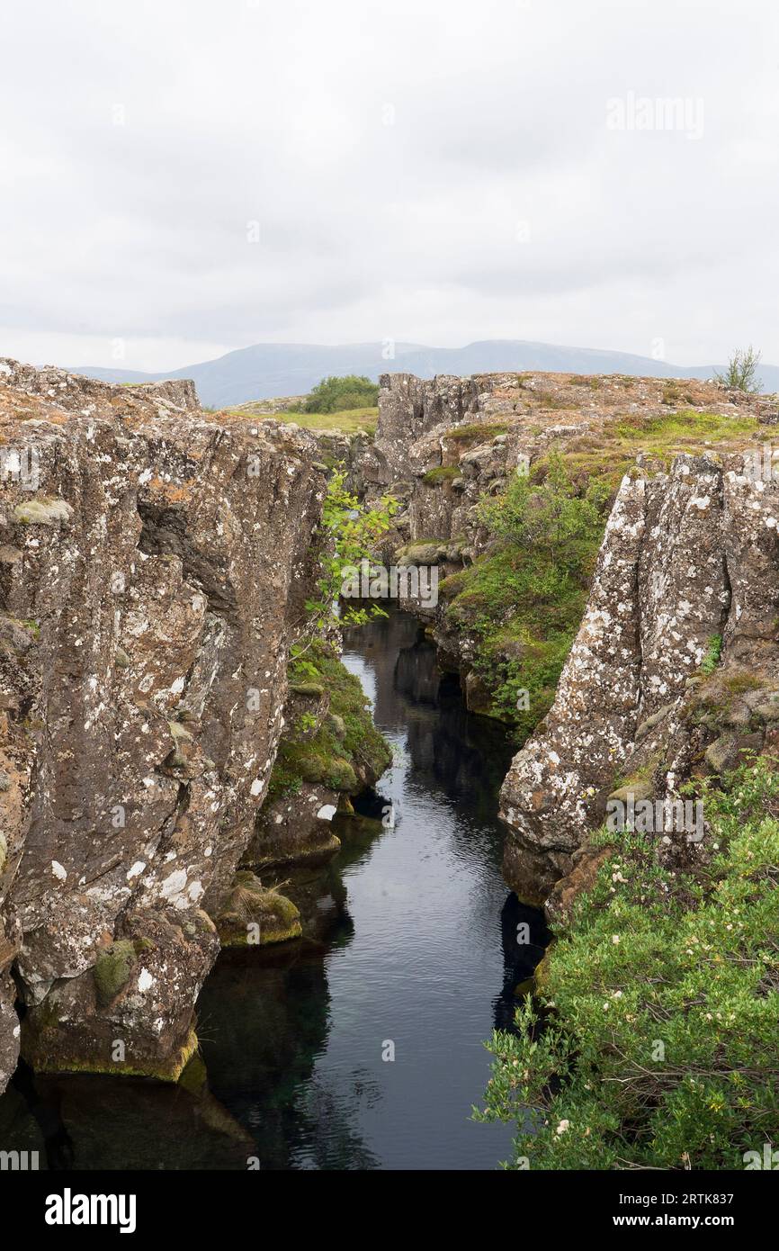 Thingvellir National Park Iceland Continental Divide - Tectonic Drift ...
