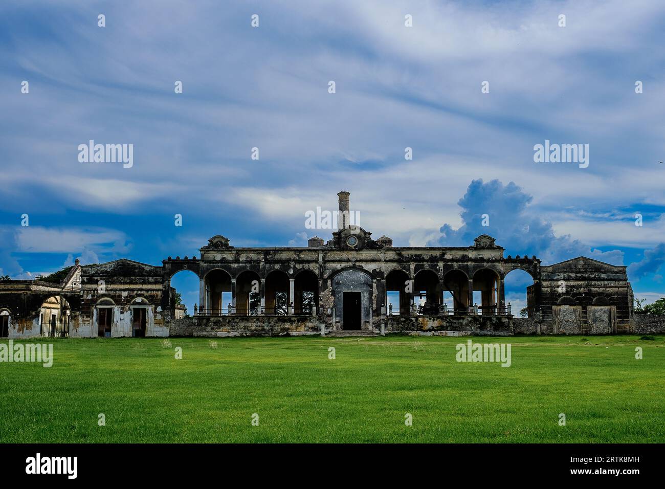 hacienda yaxcopoil yucatan tourism architecture Stock Photo - Alamy