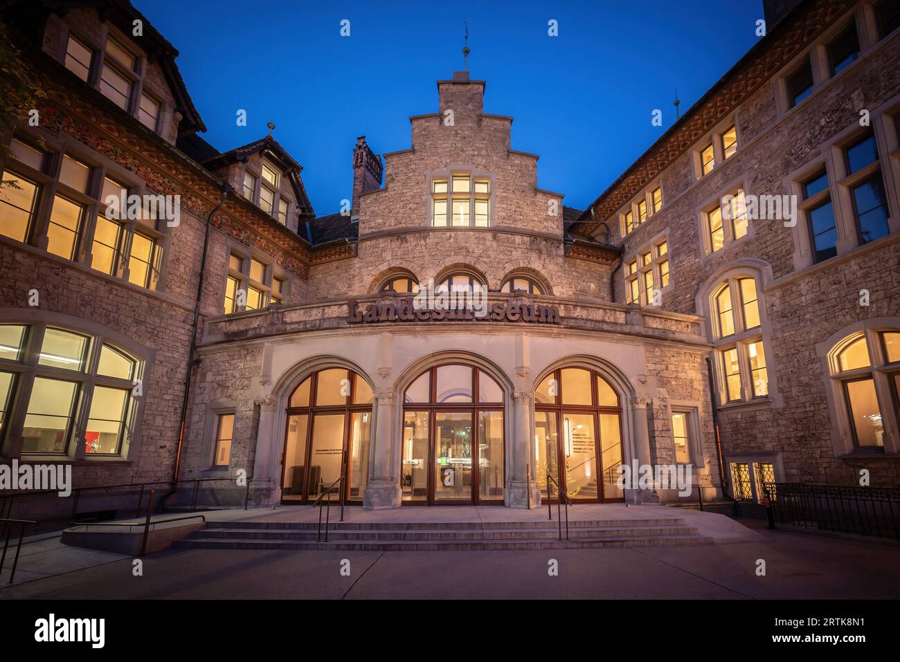 Swiss museum hi-res stock photography and images - Alamy