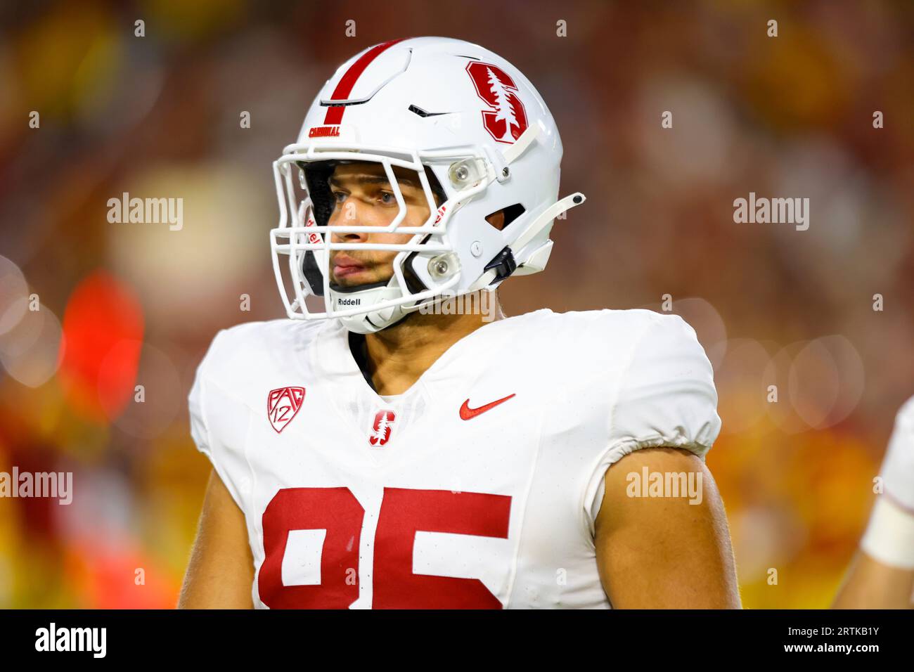 LOS ANGELES, CA - SEPTEMBER 09: Stanford Cardinal tight end Shield ...