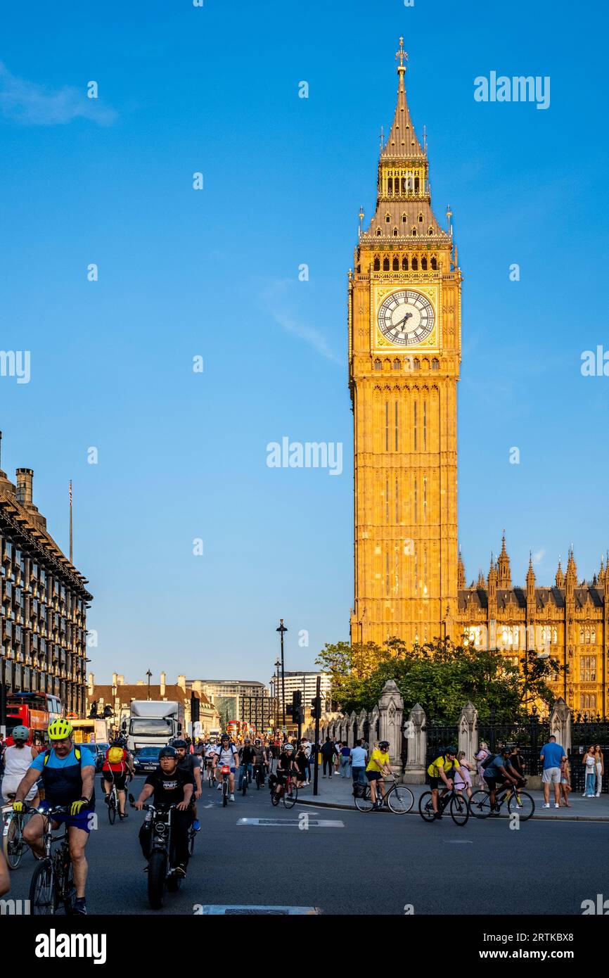 Cyclists Cycle Past Big Ben, London, UK Stock Photo - Alamy