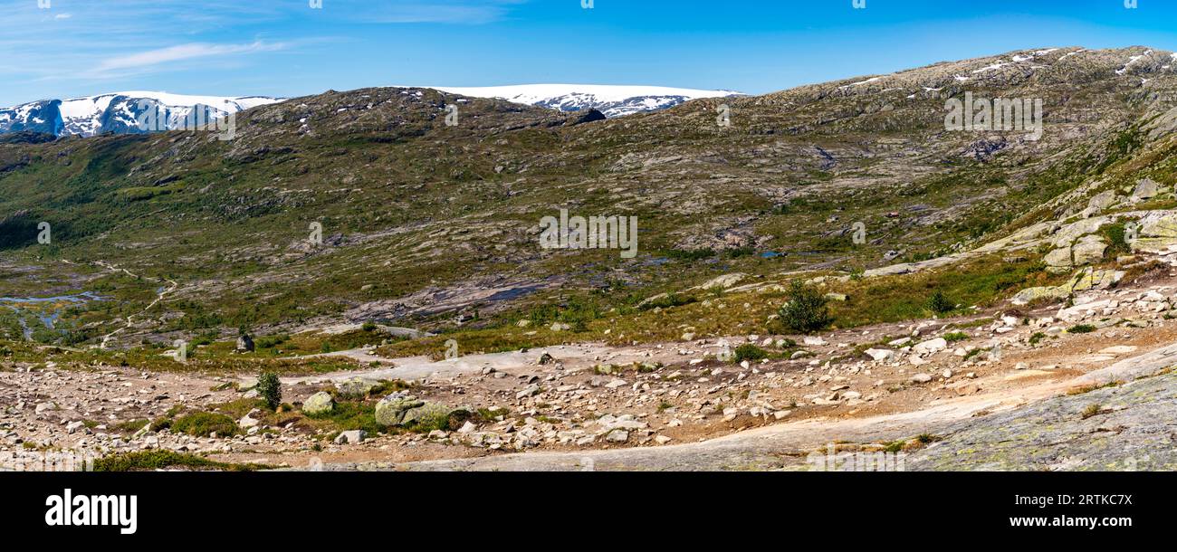 Cross country scene on the route to Trolltunga, near Tyssedal, Vestland ...