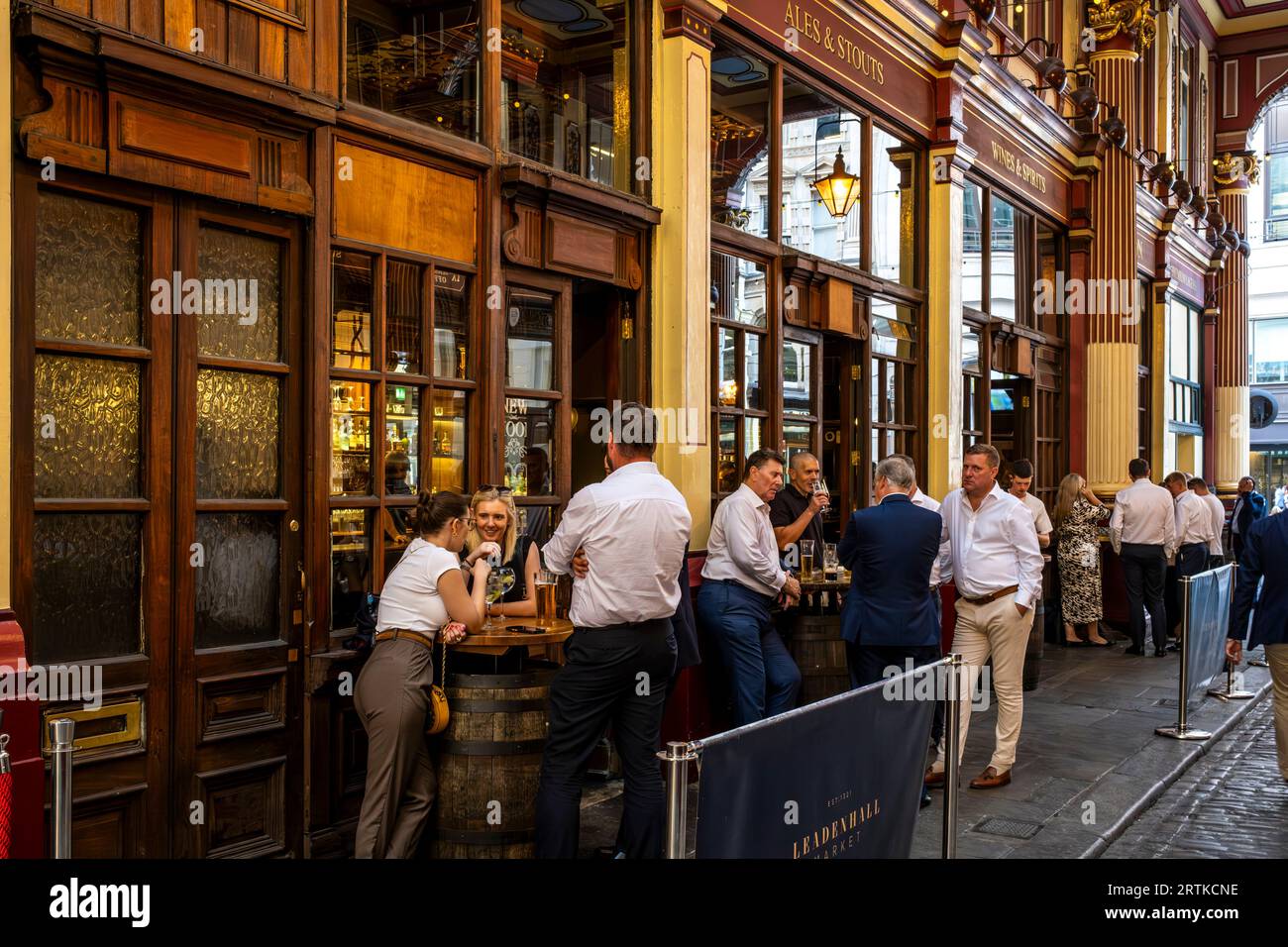 People Standing Outside A Pub/Bar In Leadenhall Market, City of London ...