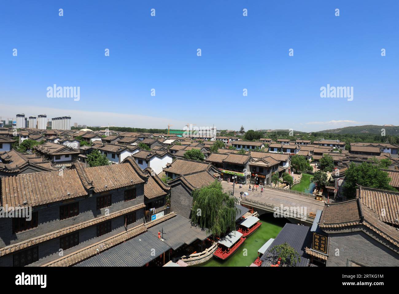 Chinese traditional ancient city, architectural scenery, North China ...