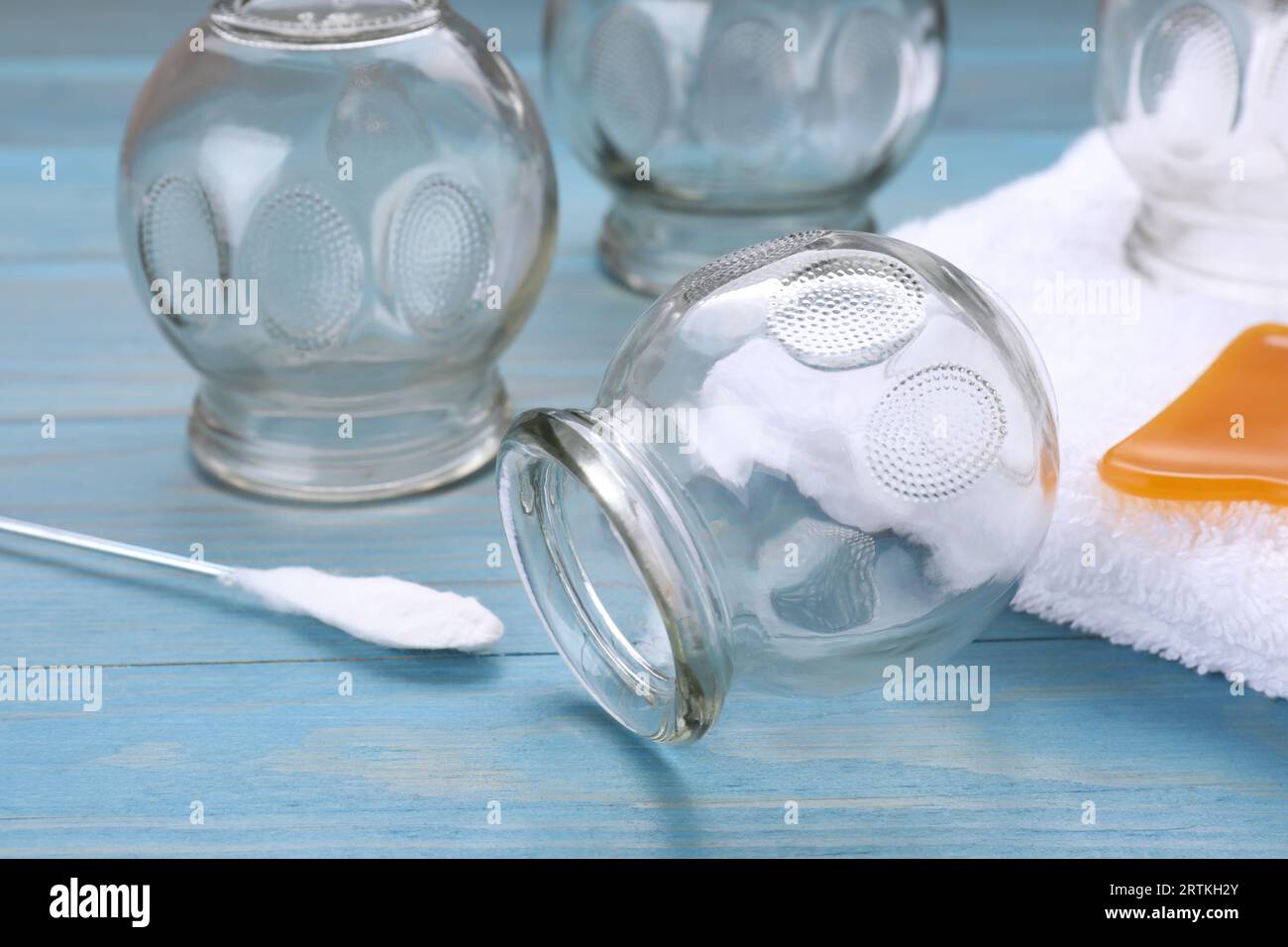 Cupping set hi-res stock photography and images - Alamy
